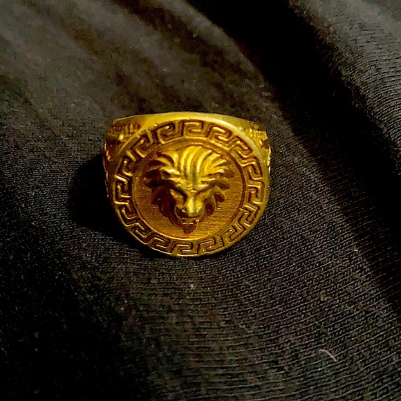 Versace | Accessories | Rare 8k Versace Style Lion King Gold Ring ...